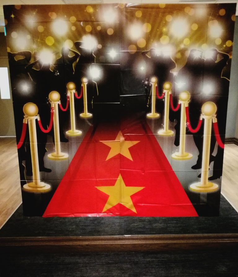 How to Host an Oscar Party
